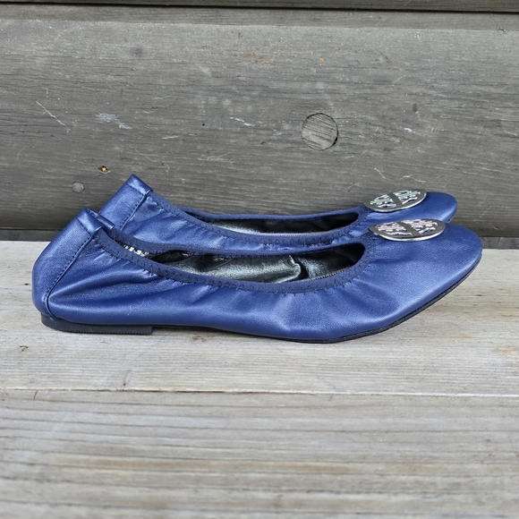 Rialto | Shoes | Rialto New Sydney Navy Blue Vegan Leather Scrunch ...